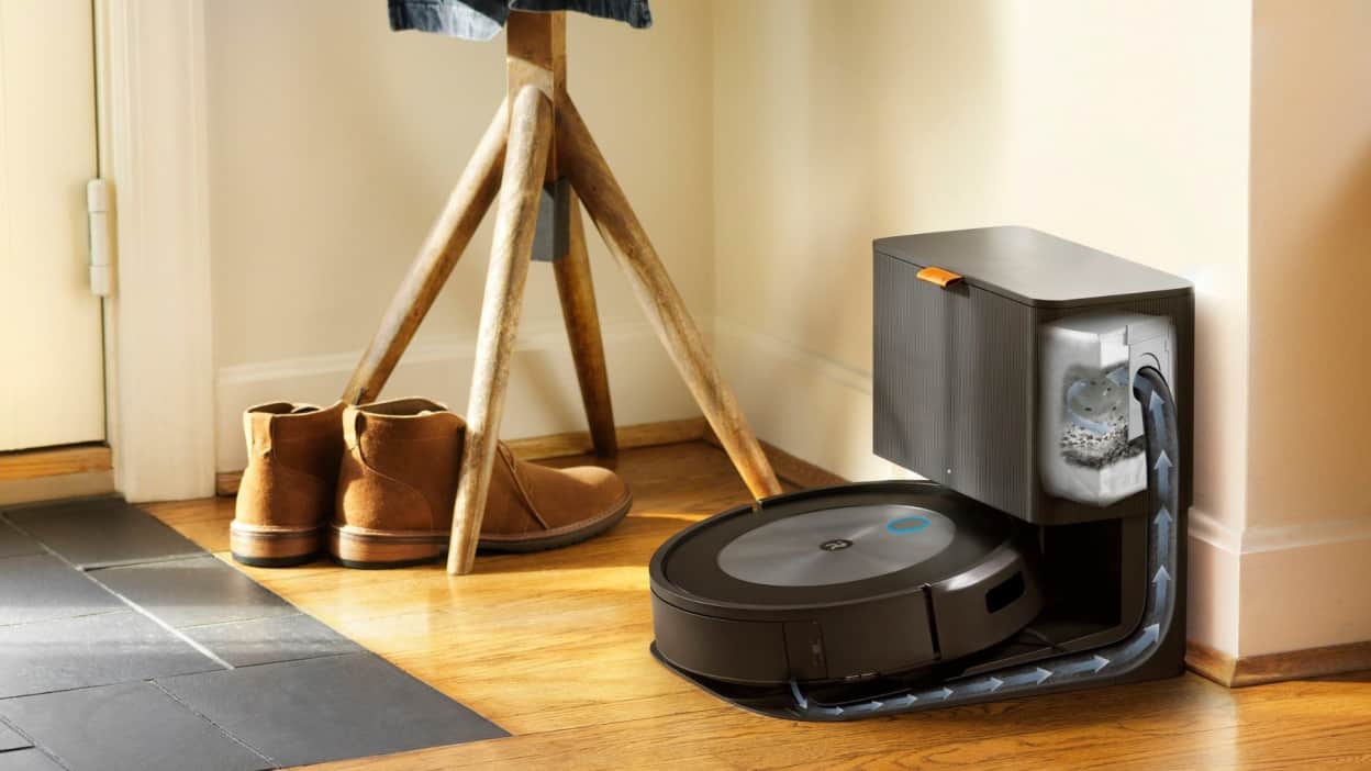3 Types of Robot Vacuums - Robot Pet Friends