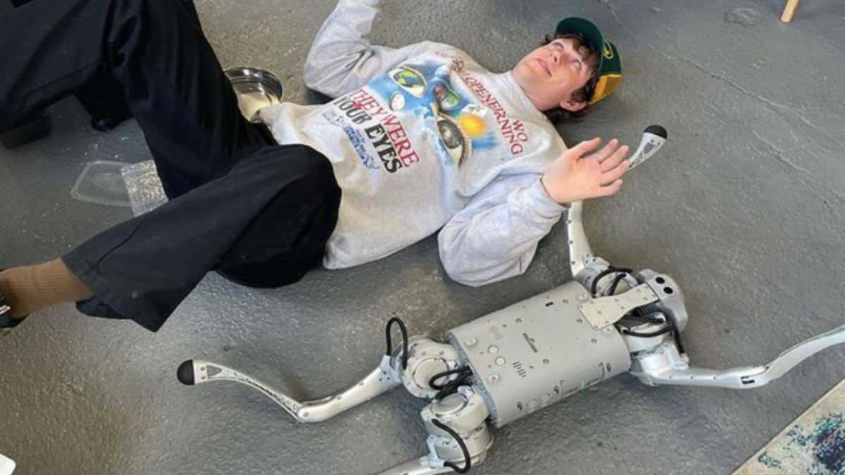 YouTuber Buys and Trains a Robot Dog to Enter Into a Dog Show Alongside ...